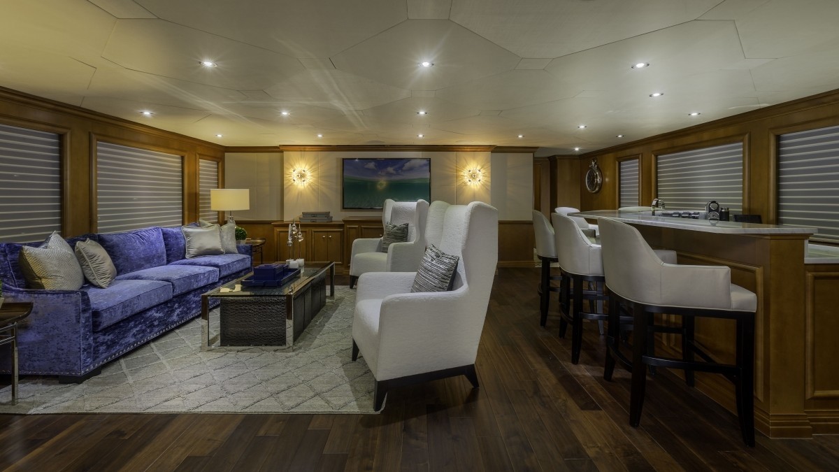 Yacht M3, PJ Savannah | CHARTERWORLD Luxury Superyacht Charters